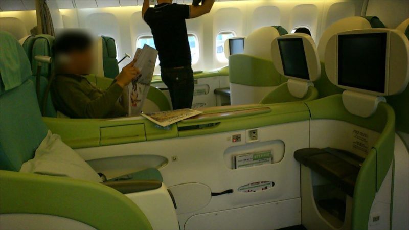 機内食回顧録シリーズ KE671 ソウル-クアラルンプール ファースト MAR13 | 飛行機とJALマイルとビジネスクラスの旅ブログ